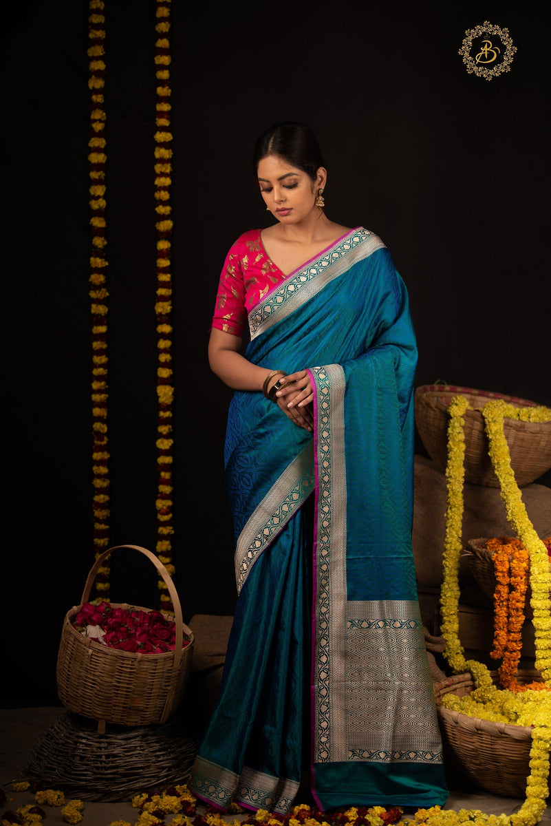 Pure Mashru Silk Sarees | Lustrous Handloom Weaves | AuraBenaras