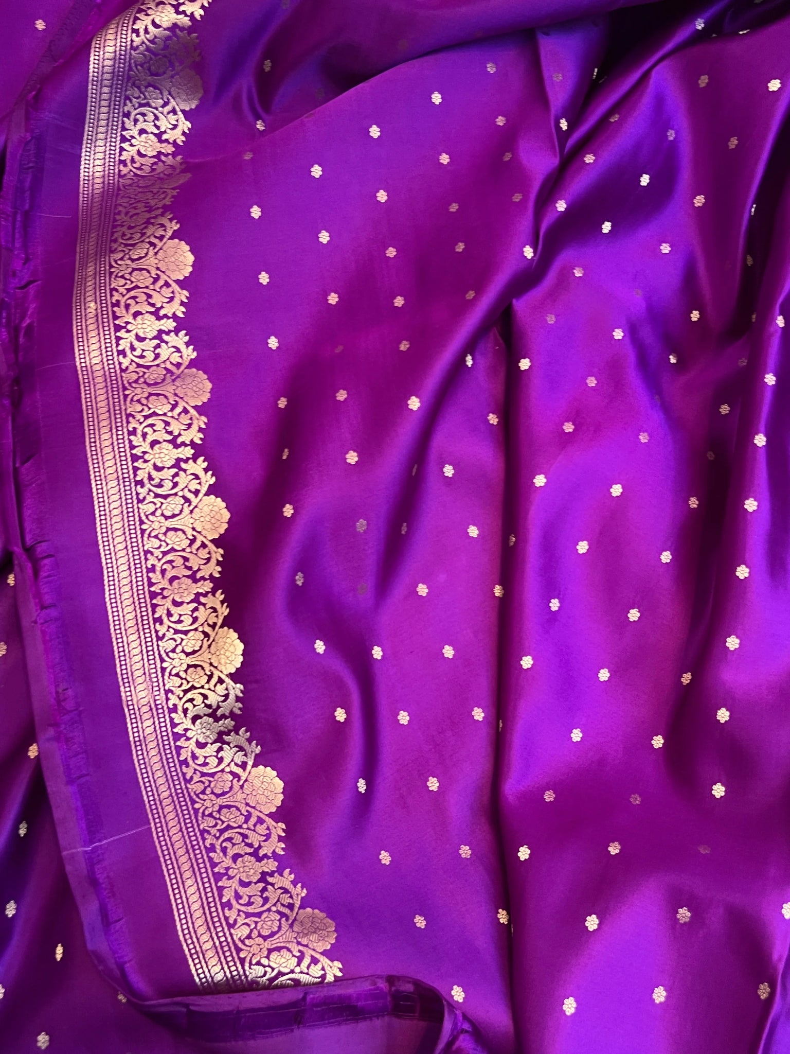 Buy Pure Banarasi Handloom Mashru Silk Saree | Kadhwa Weave